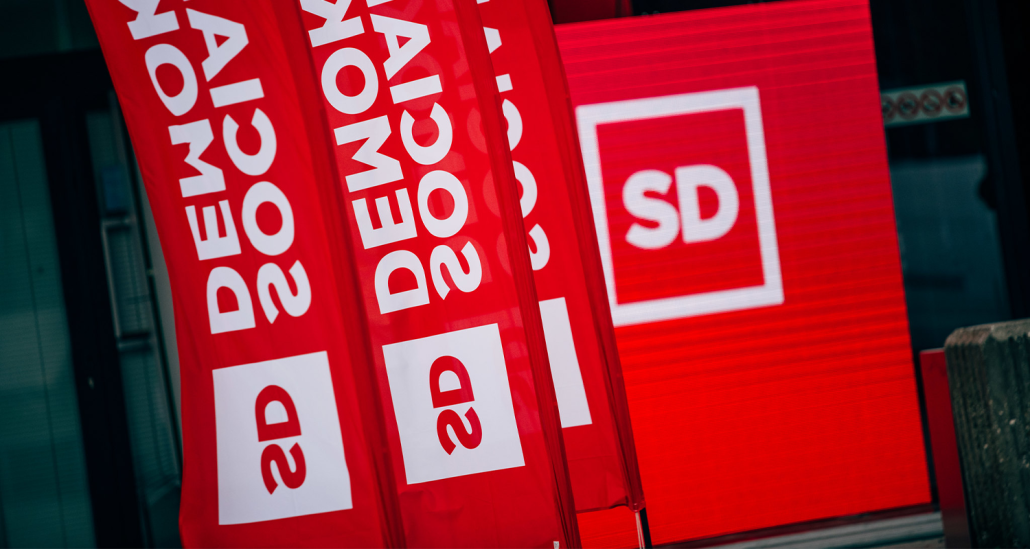 Socialni demokrati. Dogovor.
